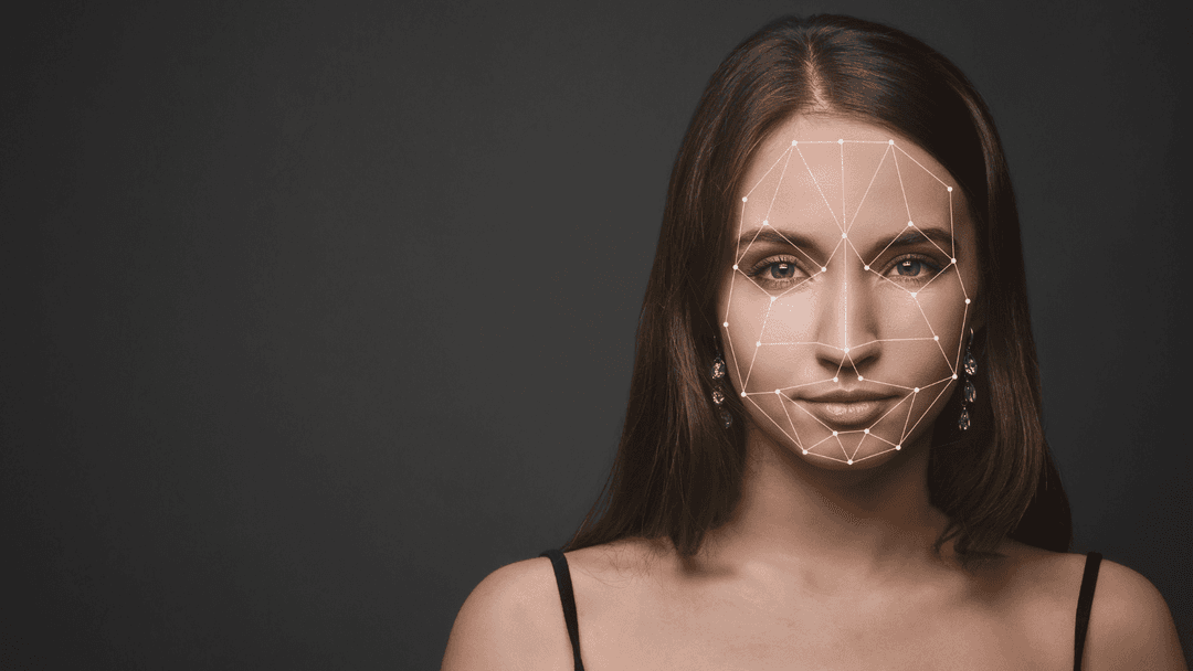 AI Face Analyzer: 在线面部美学评分计算器 | AI 颜值测试